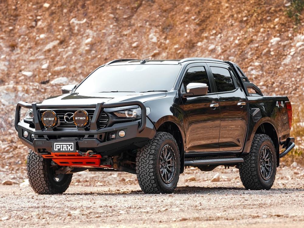 PIAK Genesis 4x4 Front Winch Loop Bull Bar with Black Recovery Points ...