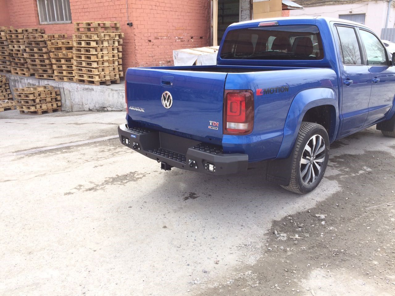 Volkswagen Amarok Drivetech 4x4 Rear Bar by Rival - (2011-Current)