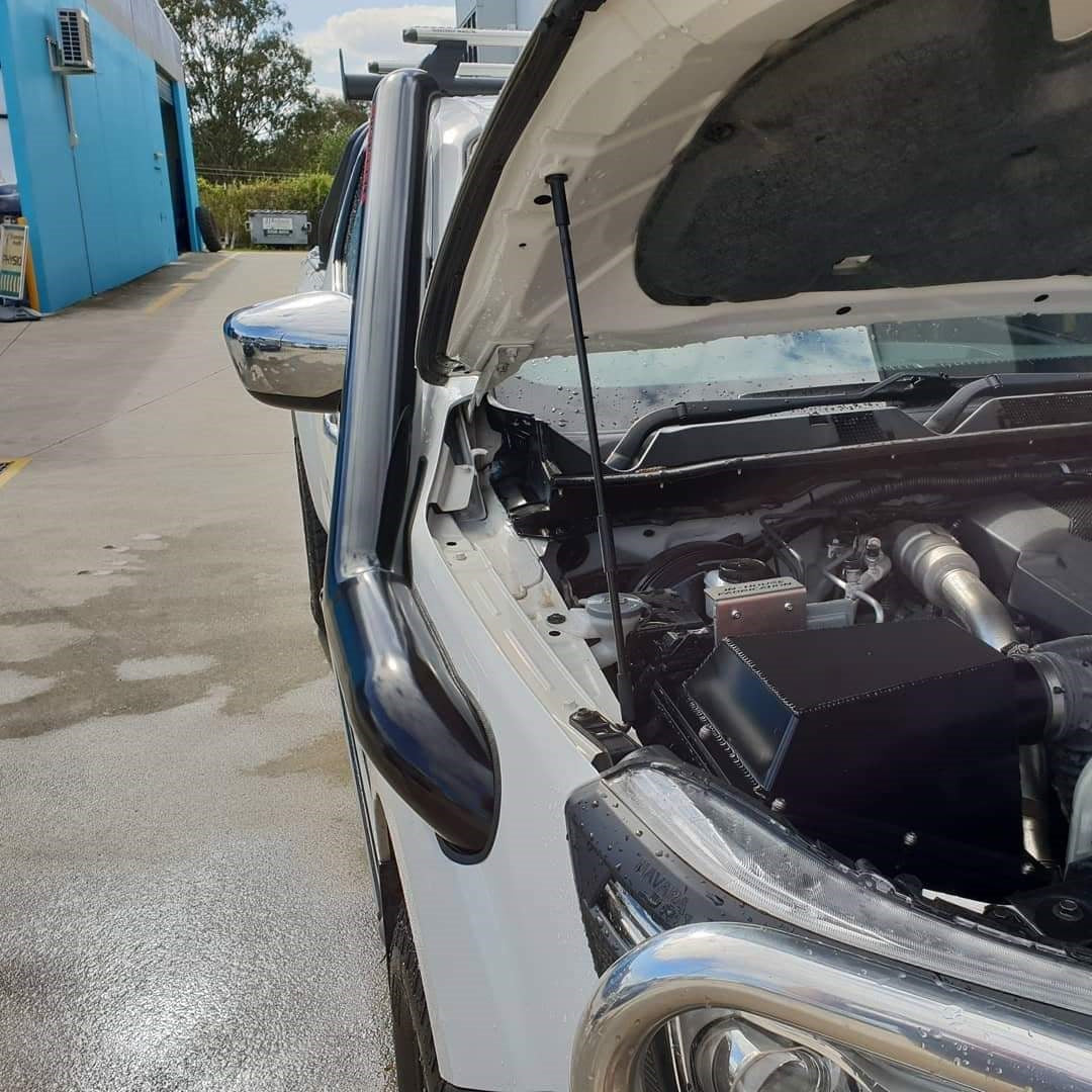 Nissan Navara NP300 Stainless Steel Snorkel Kit With Air Box (Long Entry)