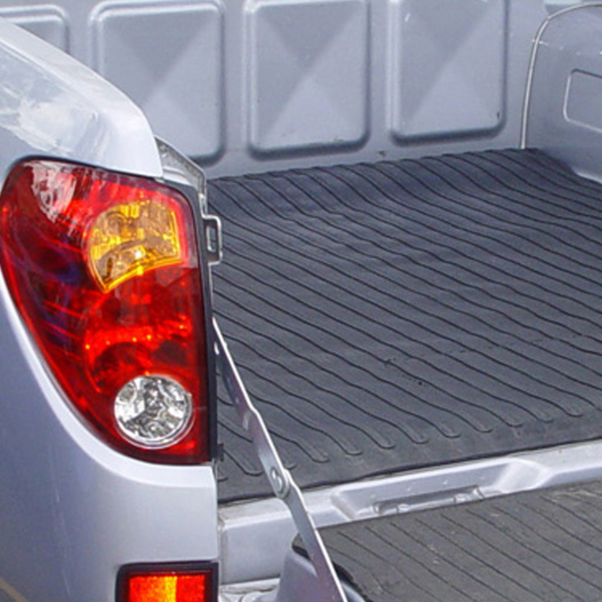 RUBBER CARGO MATS