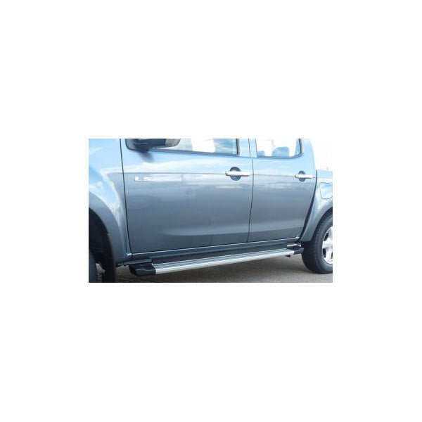 Isuzu Ute Dmax Side Steps - Black